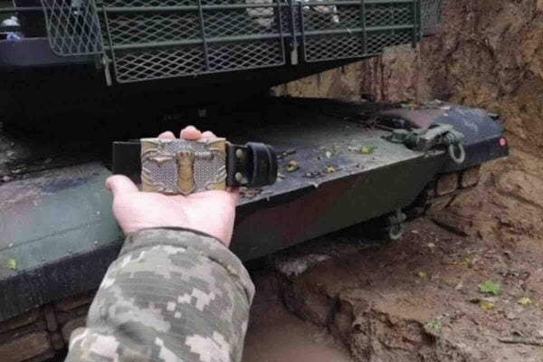 Prve slike tenkova M1A1 Abrams ukrajinskih oružanih snaga: da li su ...